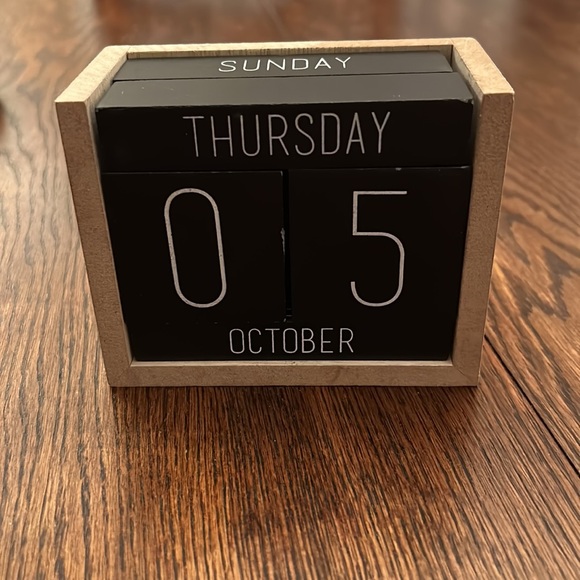 Office | Block Calendar With Month Day Of The Week And Date Number ...